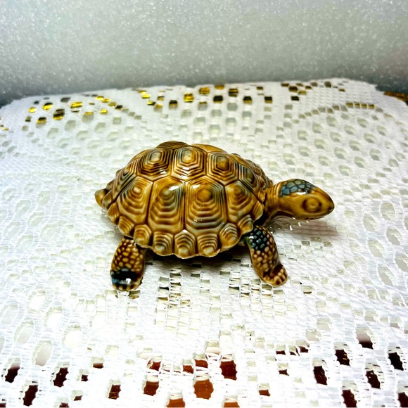 Accents | Vintage Wade Porcelain Turtle Figurine Trinket Box | Poshmark